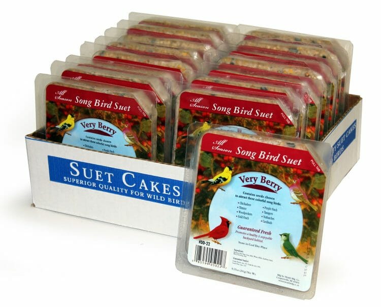 8 Best Suet Cakes for Birds [2022 Reviews & Buying Guide ...